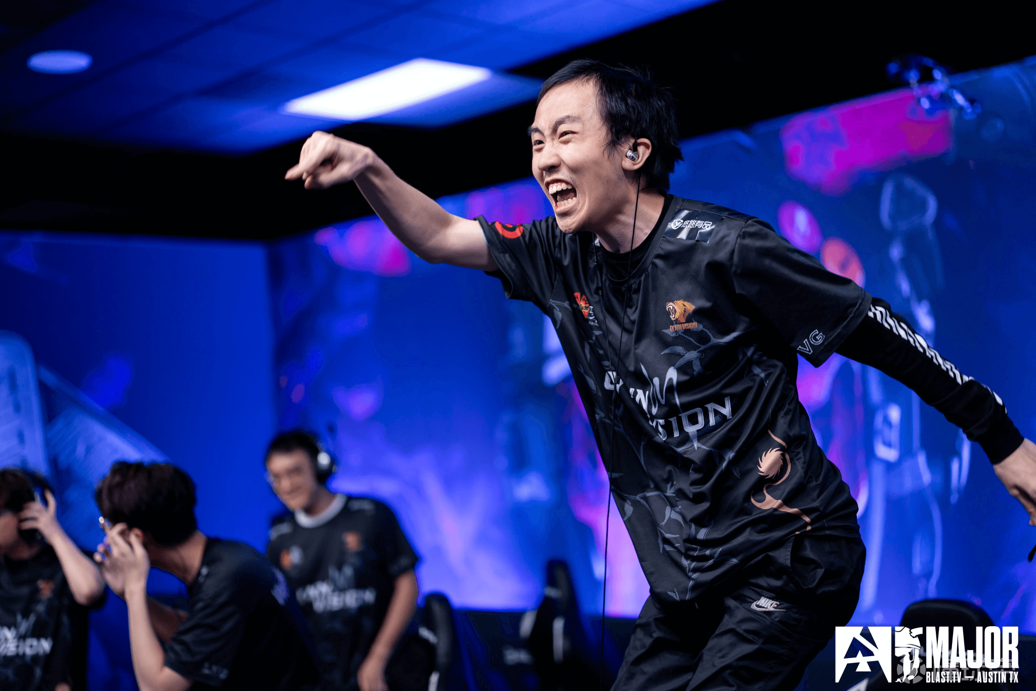 时隔七年CNCS再闯传奇组 – CSGO开箱网-ETSKINS